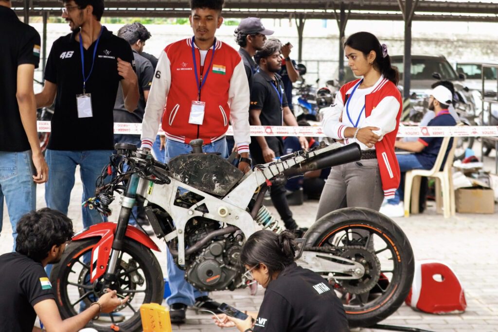 India's only MOTO STUDENT Competition - FMAE - FMAE